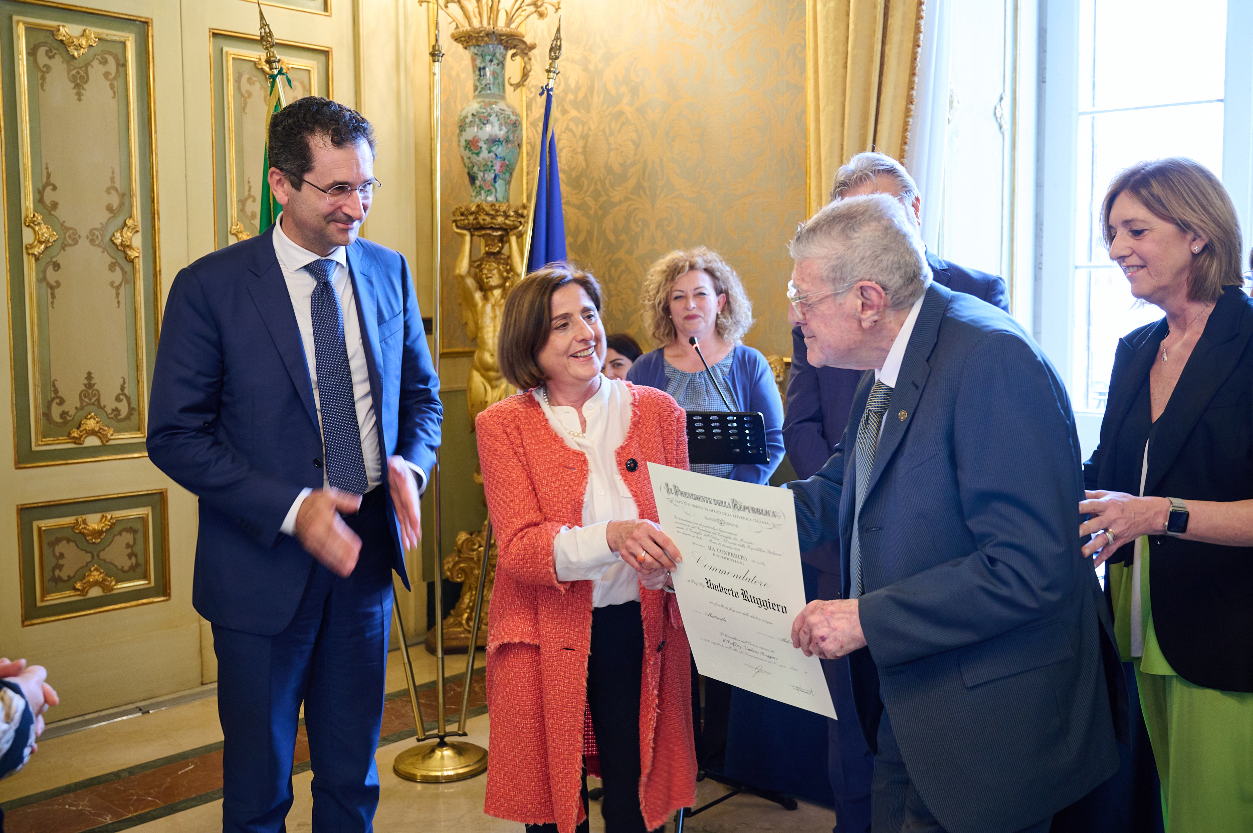 Onorificenza di Commendatore della Repubblica Italiana al prof. Umberto ...